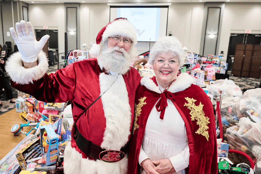 Community Generosity Shines at Archway’s 13th Annual Toys for Tots ...